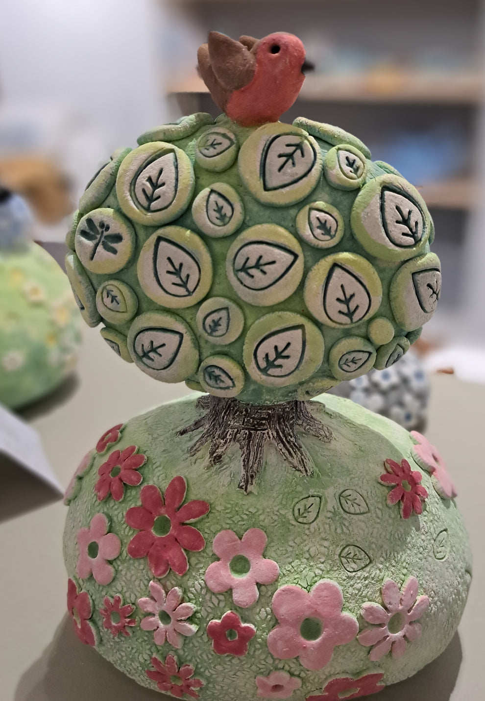 Kate Ellis - Christmas Robin in a tree sculpture – The Gallery Malton